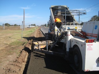 10+ Best Asphalt Paver Hire Companies in Caves Beach | iseekplant