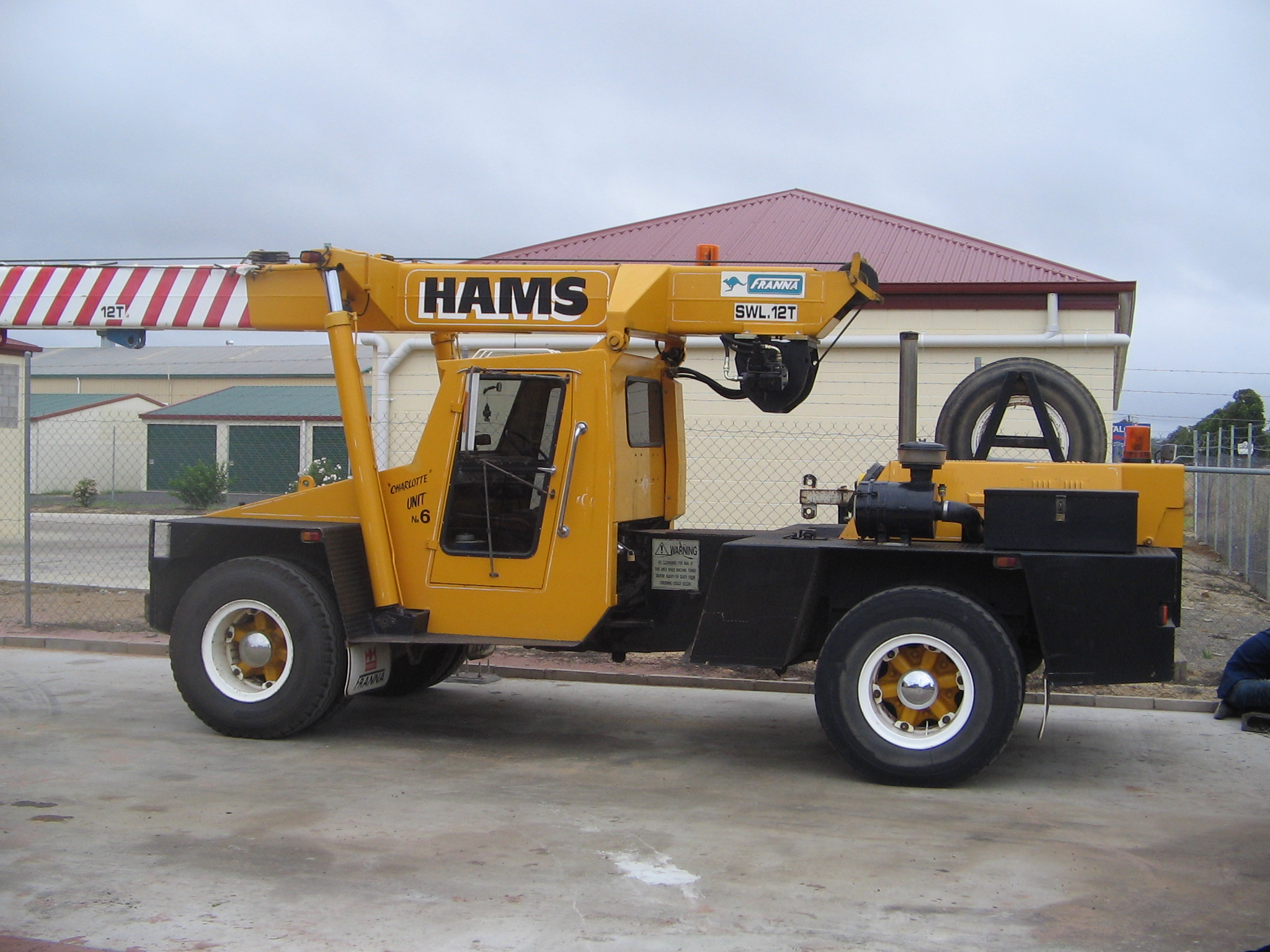 Hams Crane Hire in Kingaroy | iseekplant